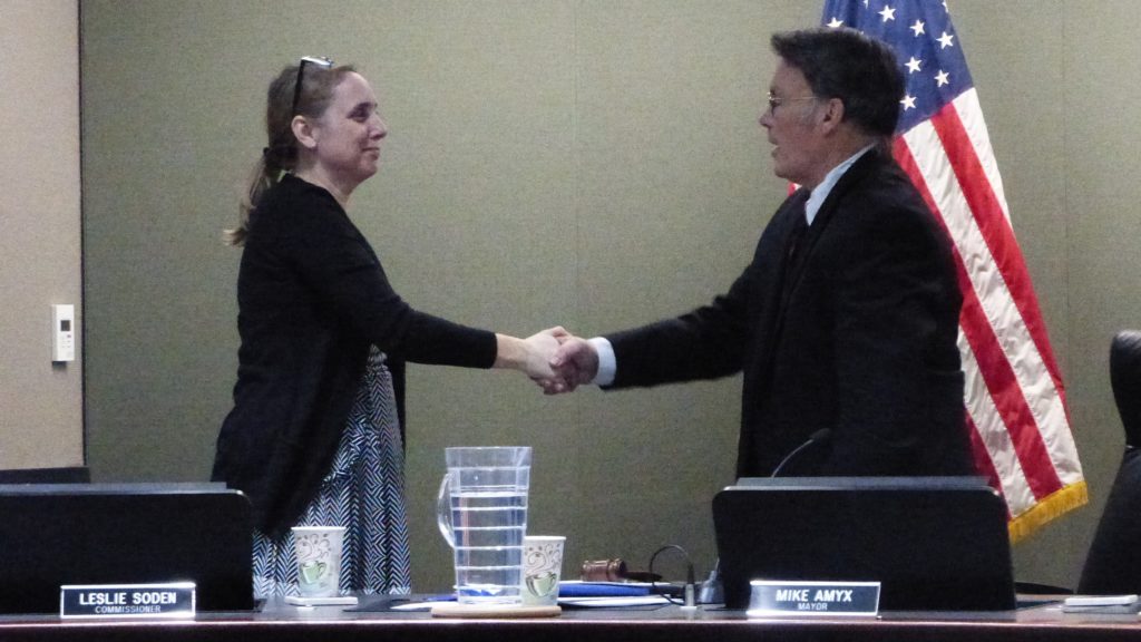 Outgoing mayor Amyx highlights public trust in State of the City ...